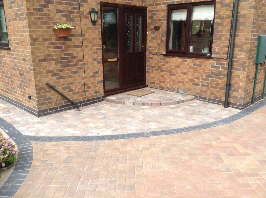 Doorway Steps & Patterns - Patios - Driveways Leicester by Prestige Drives